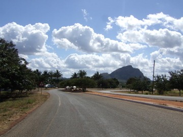 Luanda-Maputo by Bicycle: Moçambique (Montepuez – Metoro)